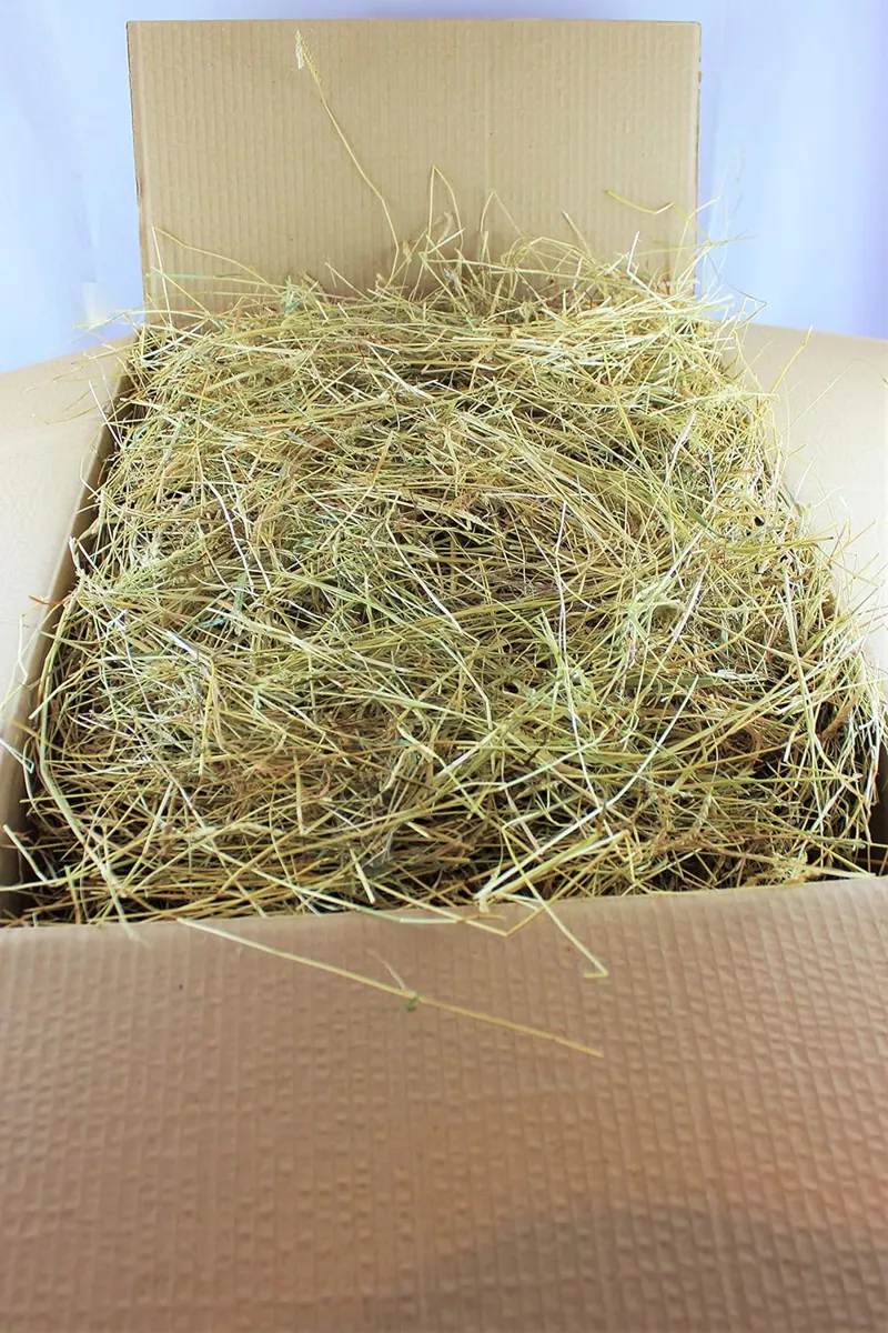 Meadow Hay Box 8kg